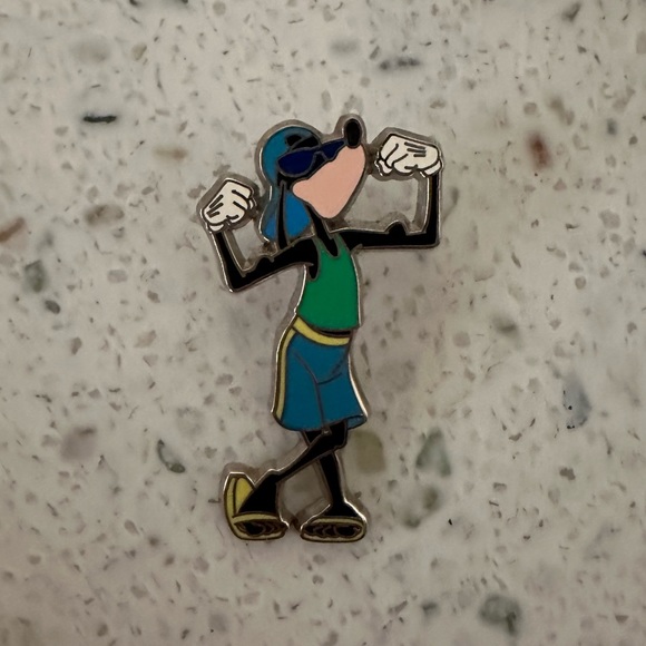 Disney | Accessories | Disney Goofy Pin | Poshmark